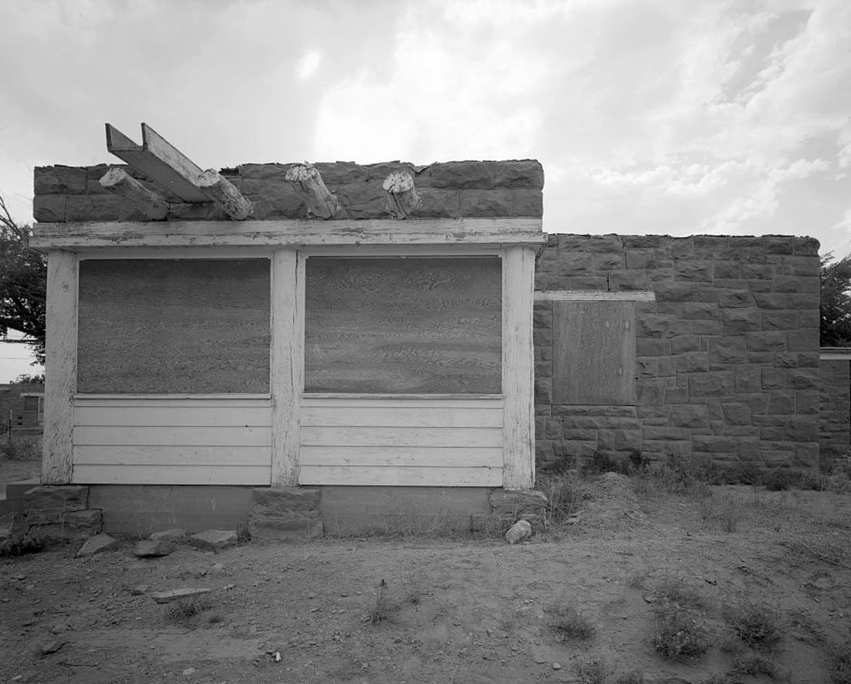 Historic Photo : Pinon Boarding School, Residence, Navajo Route 41, No – Historic Pictoric